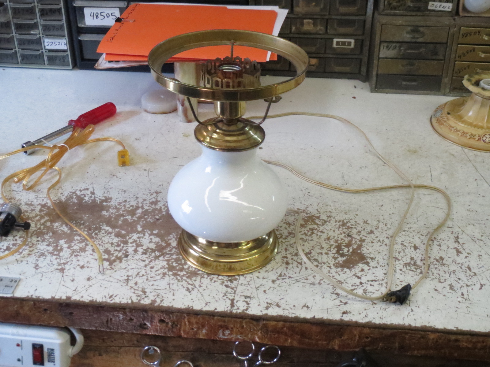 Lamp Parts and Repair | Lamp Doctor: Small Banquet Lamp Needs New Lamp ...