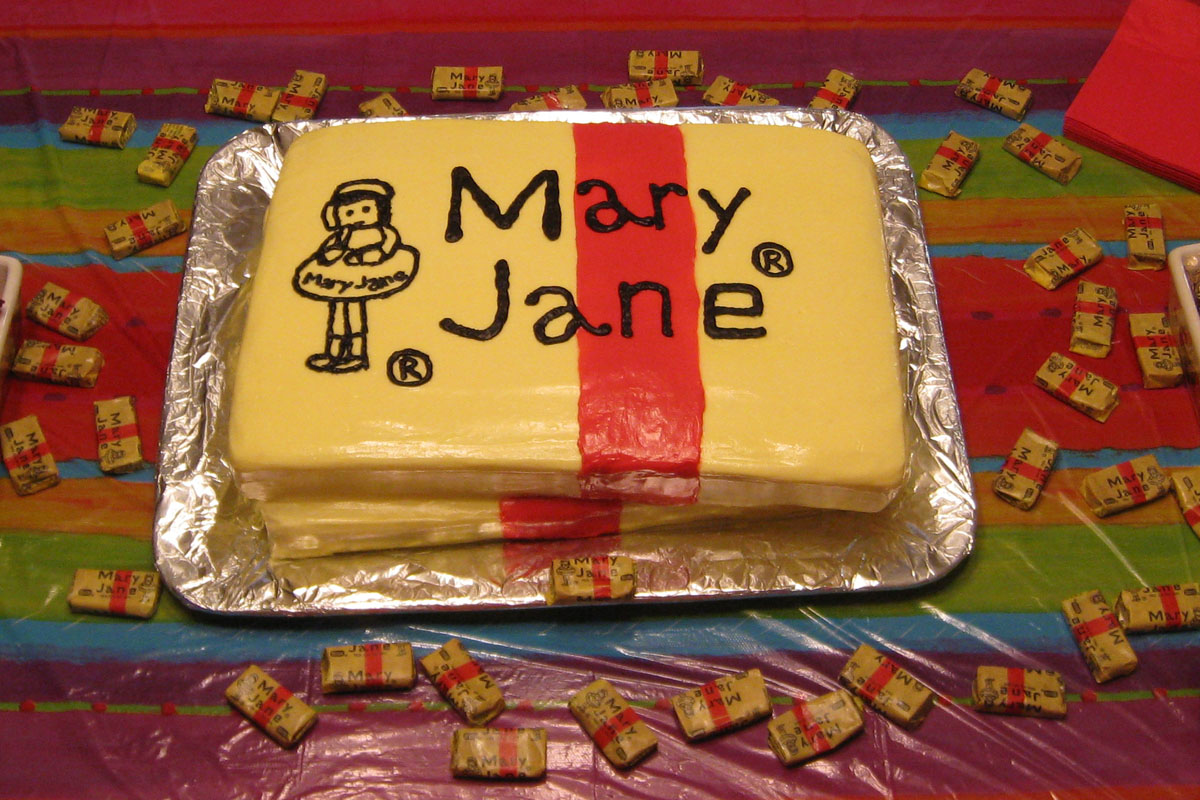 Eat, Sleep, Craft!: Mary Jane Cake