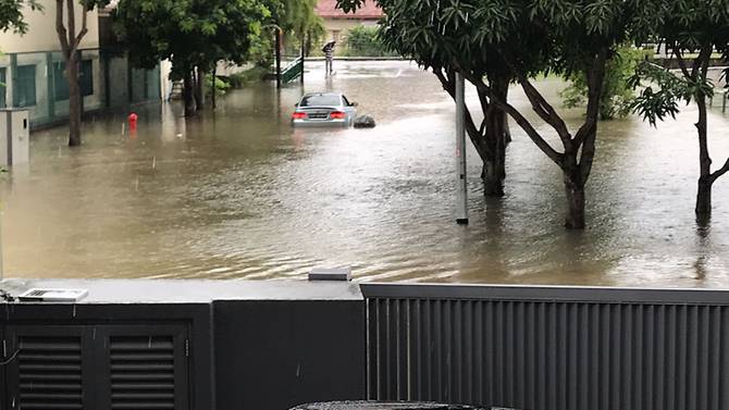 Under The Angsana Tree: 'Worst flash floods in 30 years'
