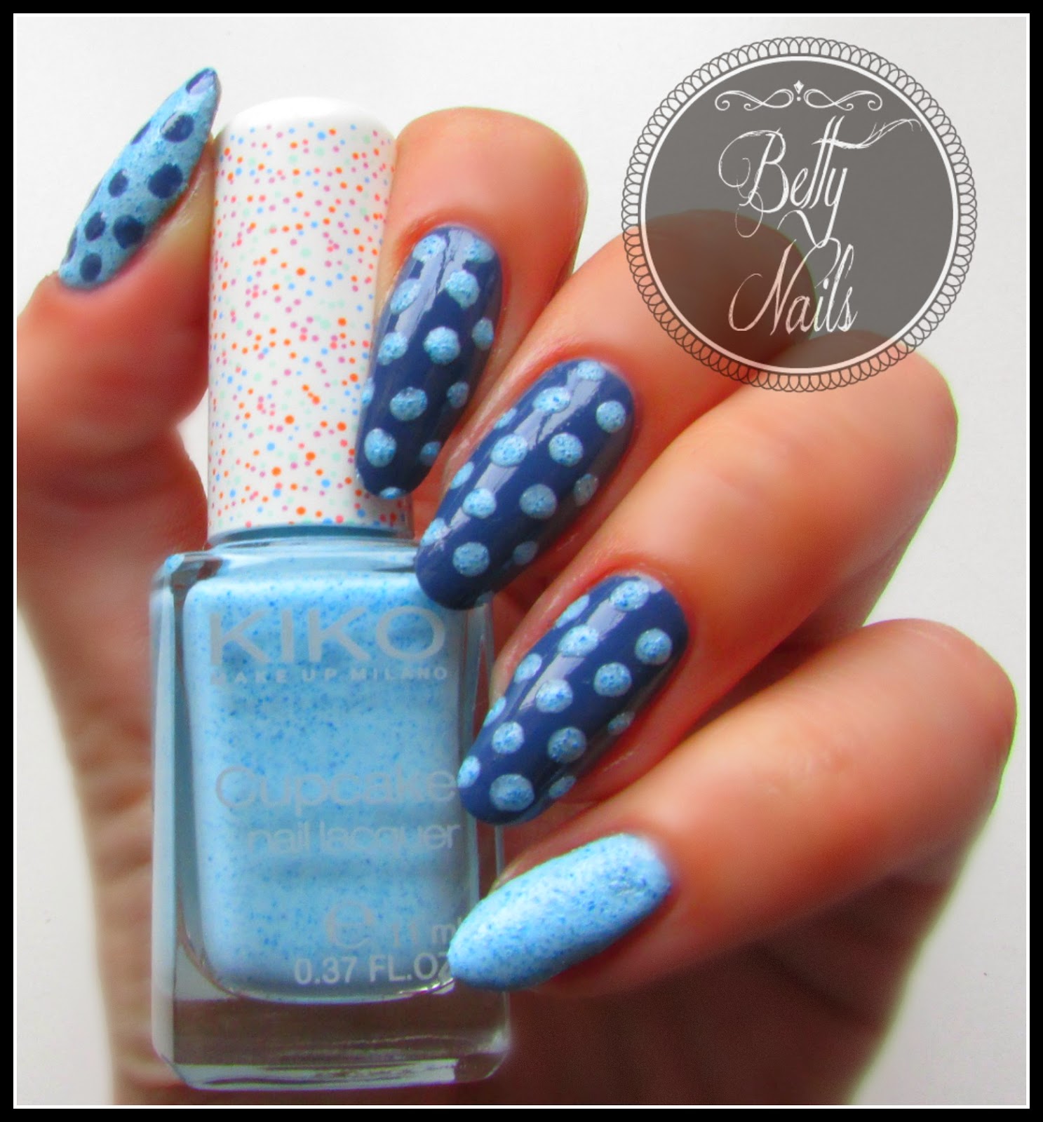Betty Nails: Kiko Cupcake Blue and Barbie Blue Jeans Nailart