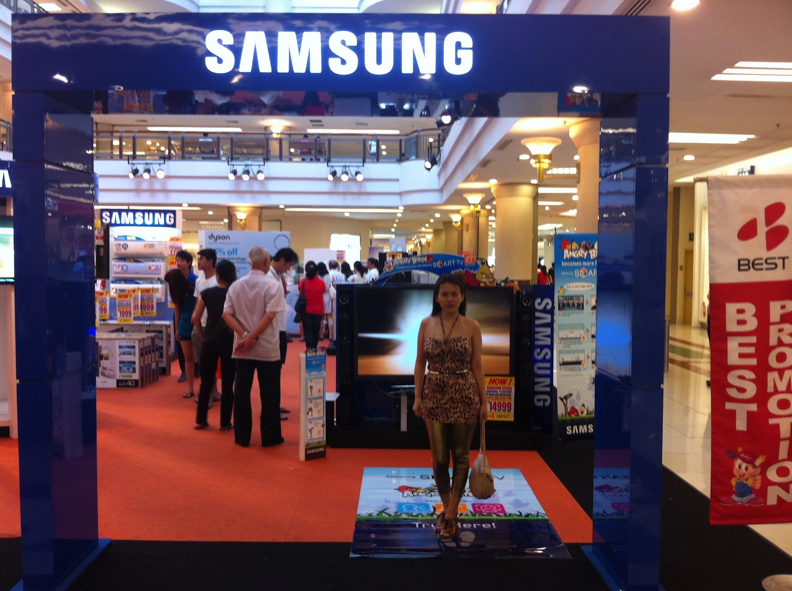 EVERGREEN LOVE: Samsung Unveils First-Ever Motion-Controlled Angry ...