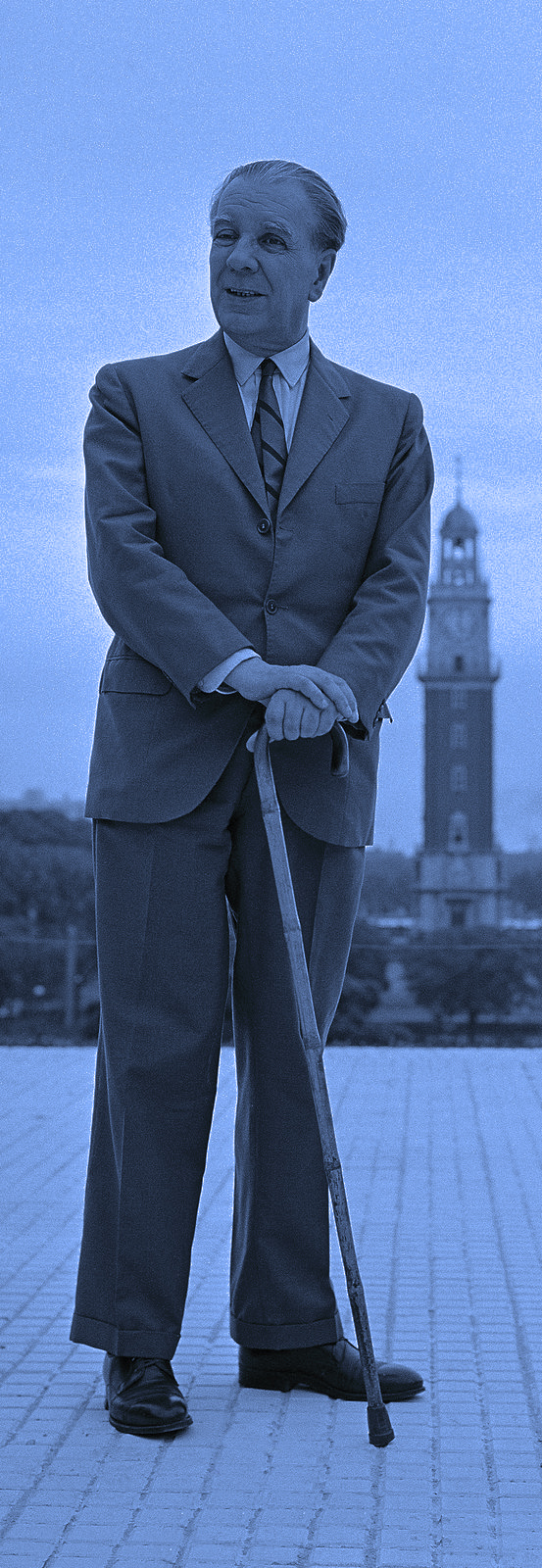 Los Paseos con Borges [Video] | Borges en el Museo de la Novela de la ...