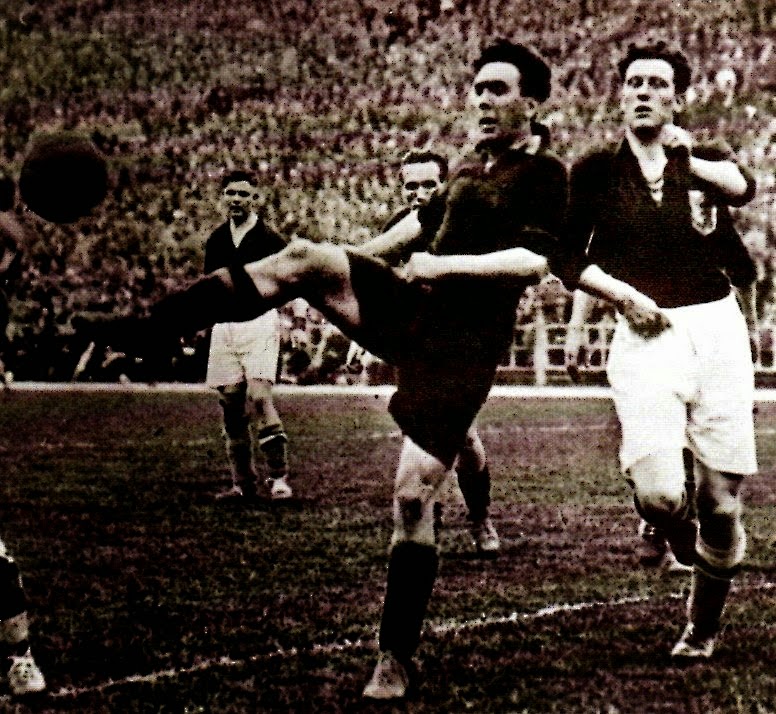 Museu Virtual do Futebol: Histórias do Planeta da Bola (7)... Os anos ...