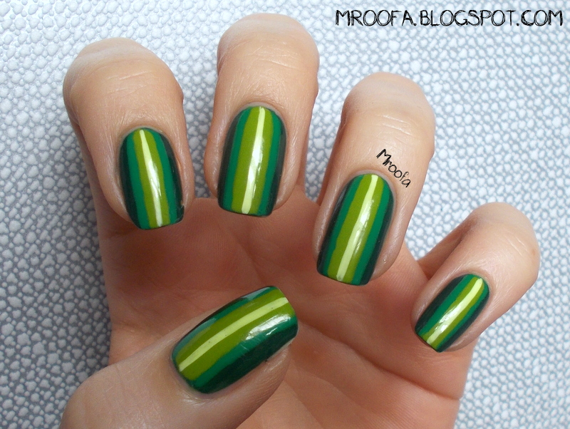 Ombre Stripes Nails Green - Mroofa