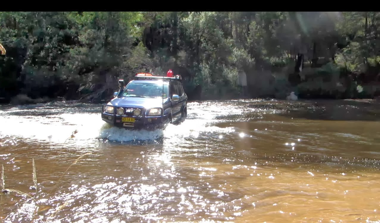 2014 Victoria High Country 4x4: Day 2 - Going up Mt Pinnibar
