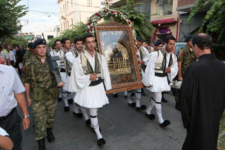 Λαμπρή η υποδοχή της Ιεράς Εικόνας της Παναγίας Μεγαλοσπηλαιωτίσσης στο ...