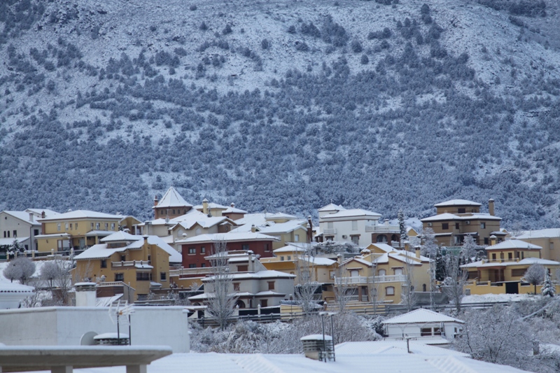 Parroquia sierra nevada: Nieve en Gójar, Otura, Alhendín, Granada