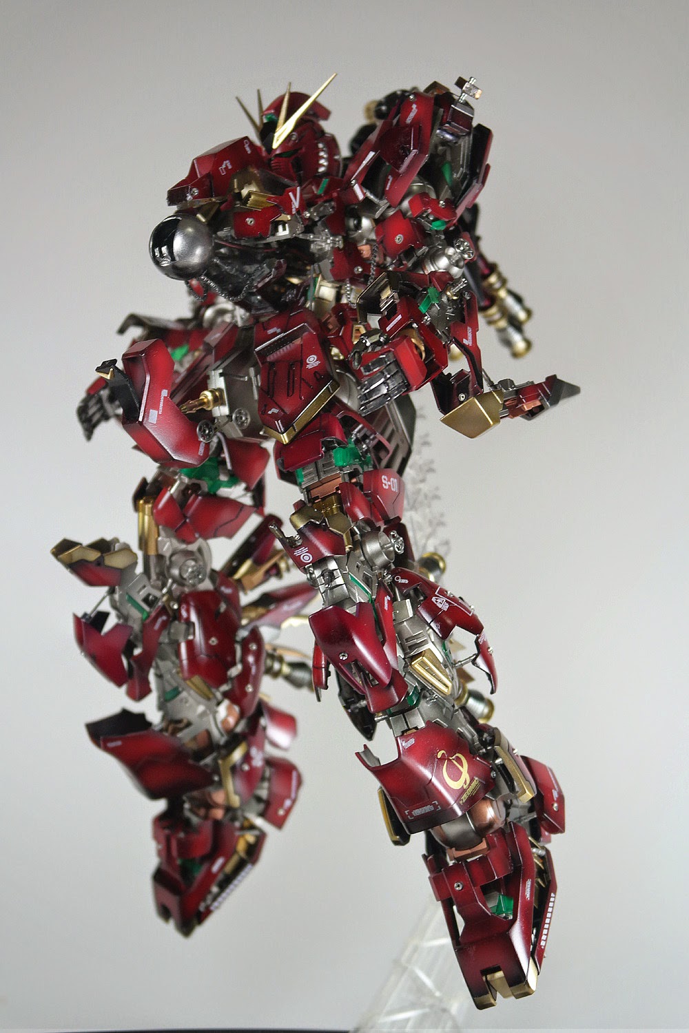 GUNDAM GUY: MG 1/100 Nu Gundam 'Neo Zeon Colors' Open Hatch - Custom Build