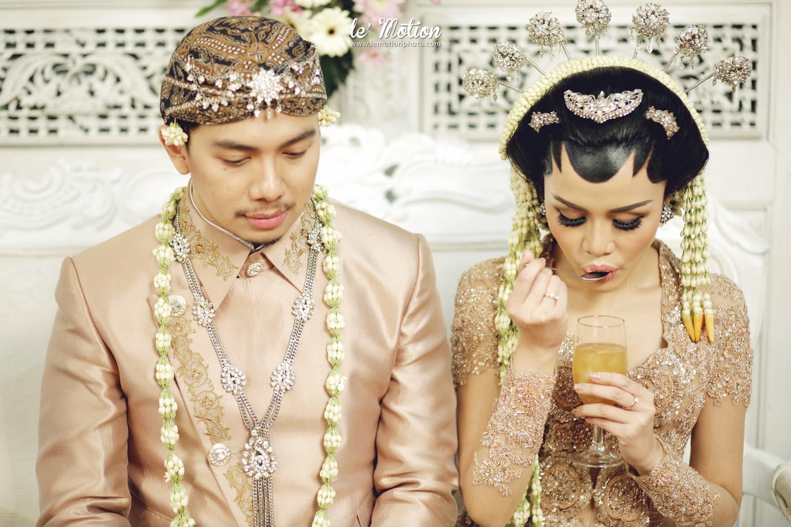 Le Motion Photo: Stephanie & Gilang Wedding (Pernikahan adat Jawa)