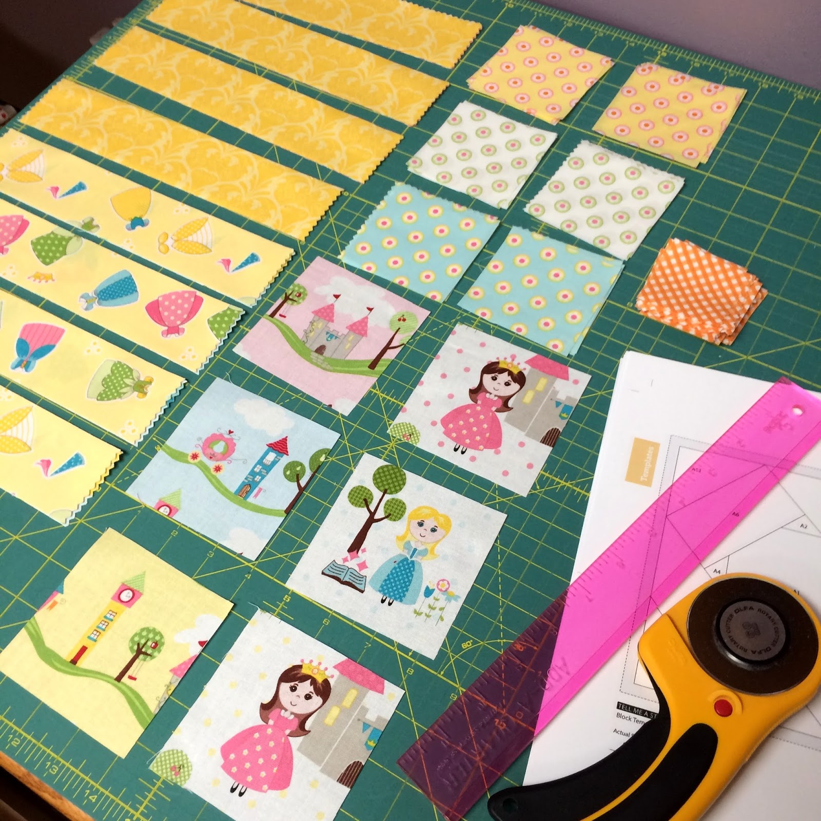 Happy Quilting: Tell Me A Story Doll Quilt from Intentional Piecing