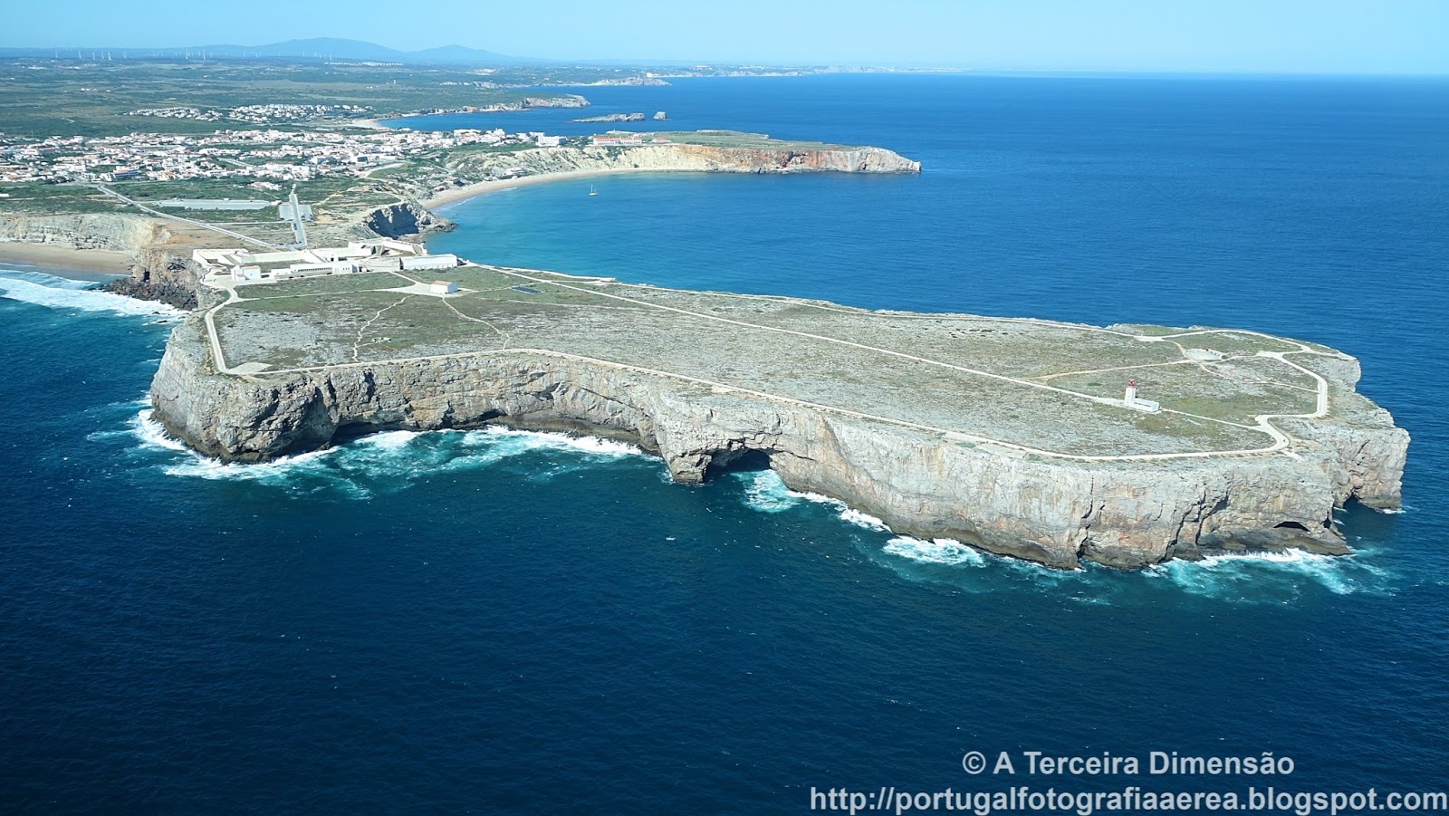 A Terceira Dimensão: Sagres e o seu Promontório