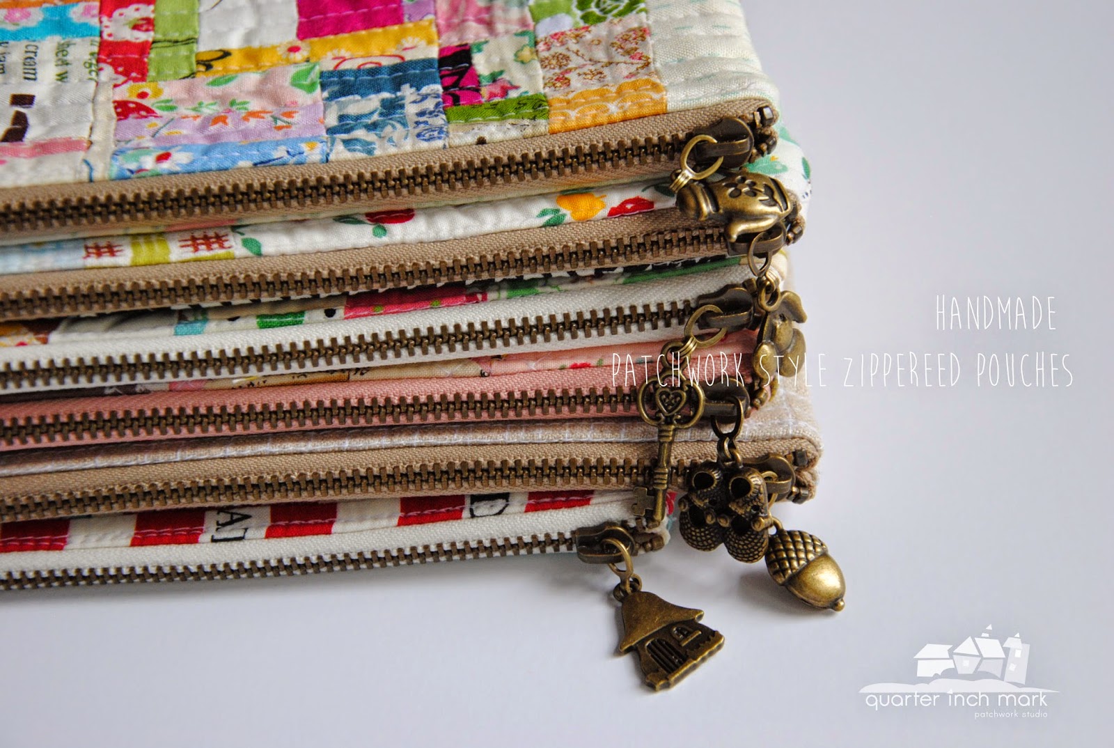 1/4" mark: Patchwork Style Zippered Pouches