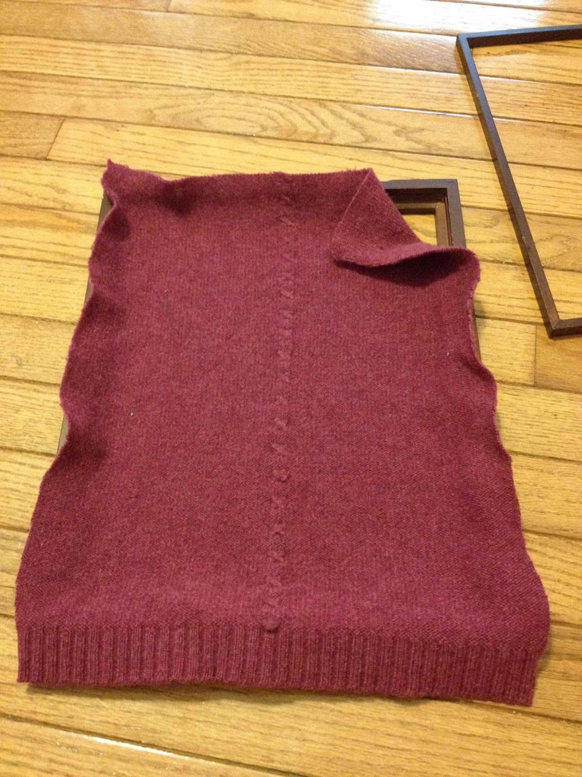 forwardfromtheheart: Your favorite sweater, three ways!