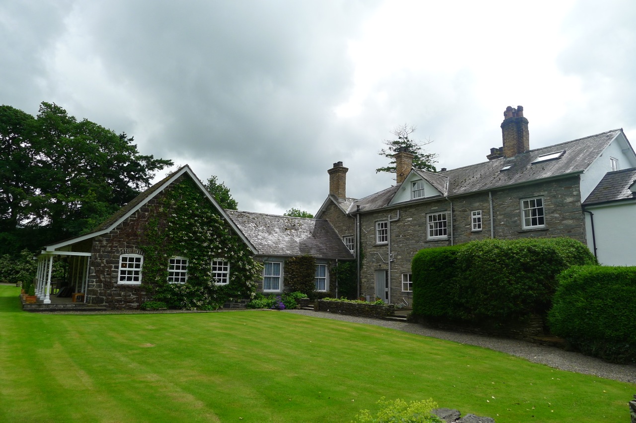 HUNGRY HOSS: Tyddyn Llan, Wales