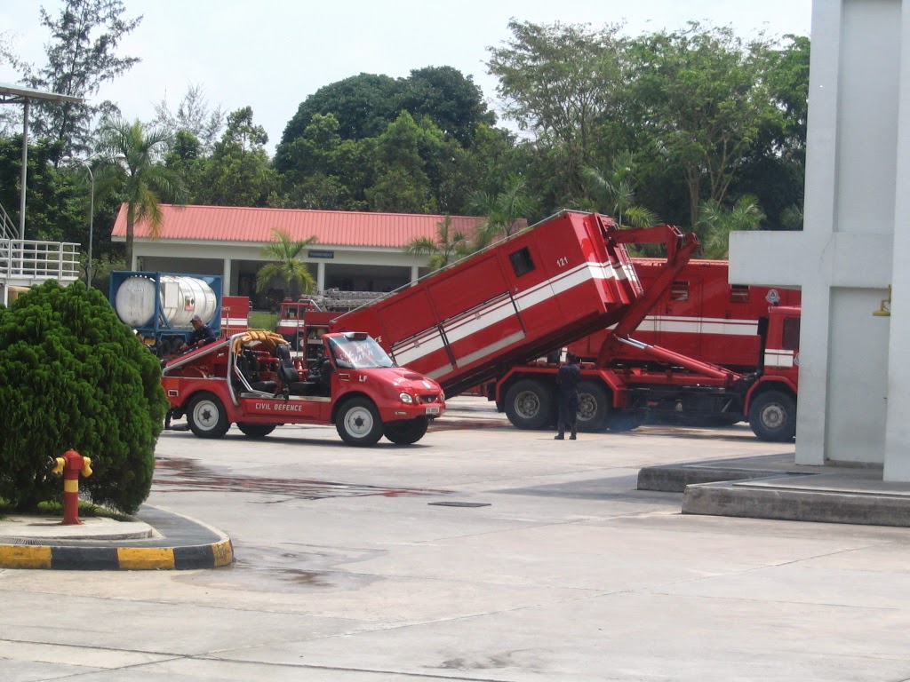 Civil Defence of Malaysia ( CDEF ): Singapore Civil Defence Force Vehicle