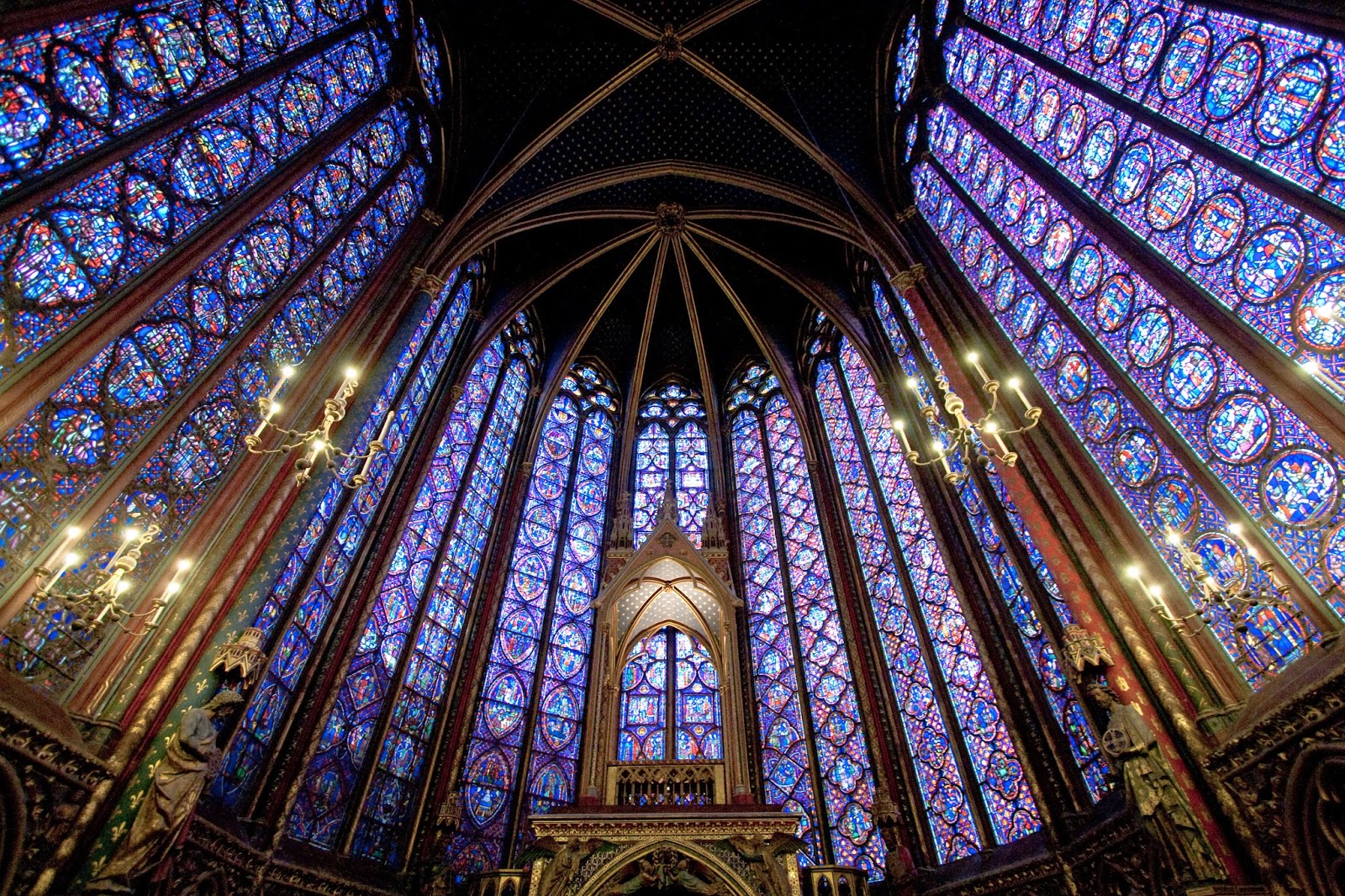 Joyas del Gótico II: La Sainte Chapelle, París, hacia 1248.