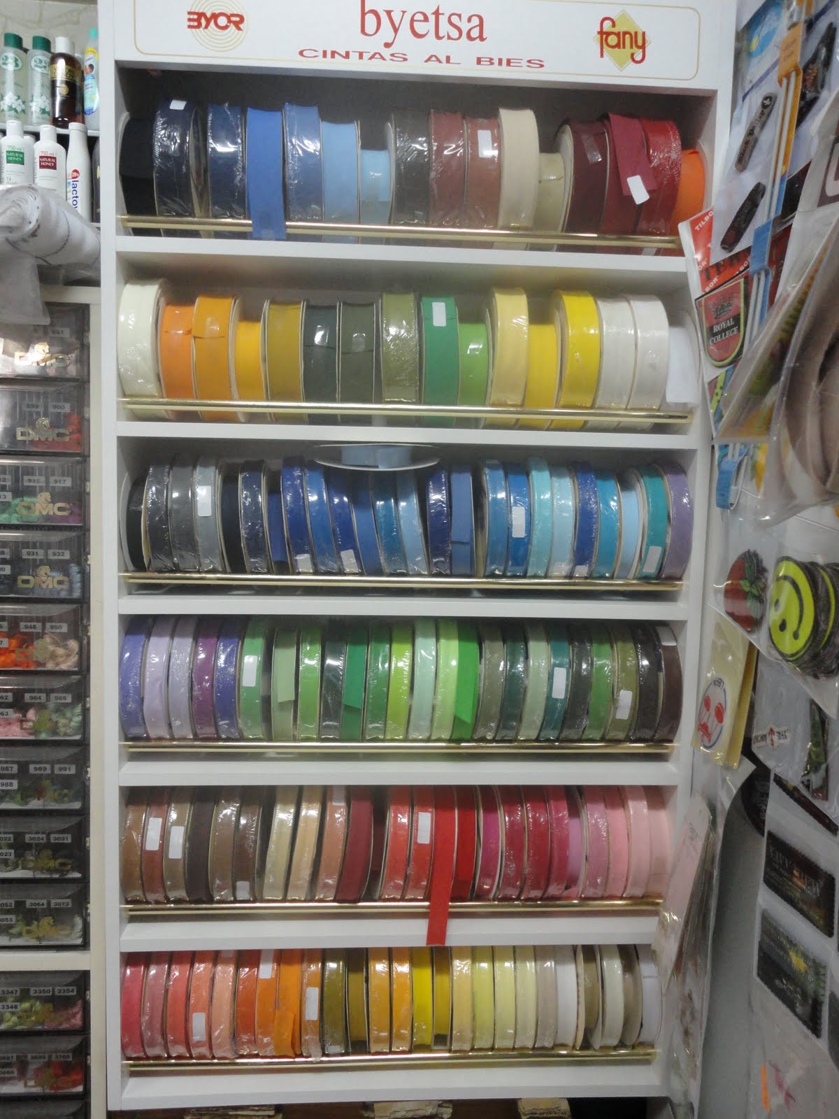 MERCERIA BARRIO DEL PILAR: AMPLIACION SURTIDO EN BIES....mercería Amparito