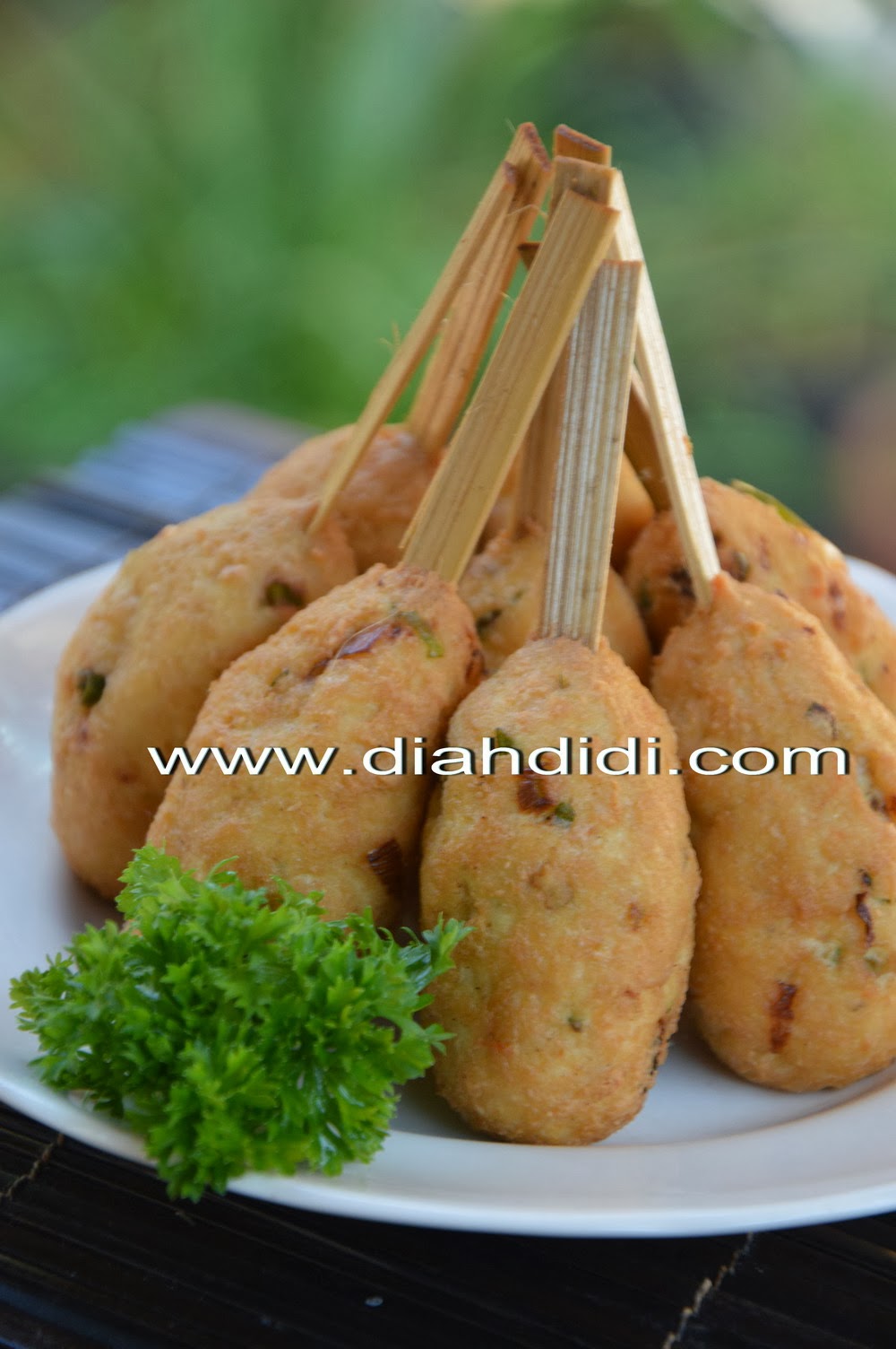 Diah Didi's Kitchen: Pentul Tahu Udang Goreng