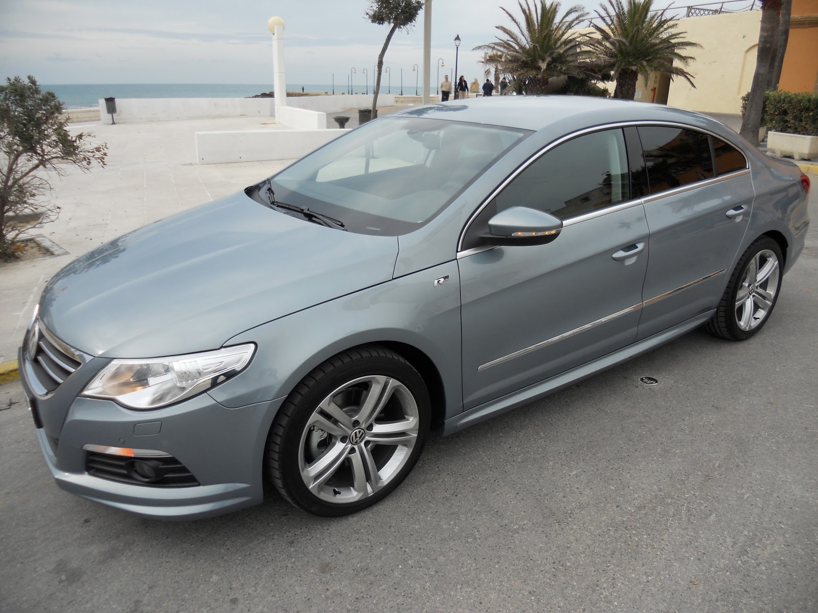 ORIOBLOG: PASSAT CC R-LINE GRIS