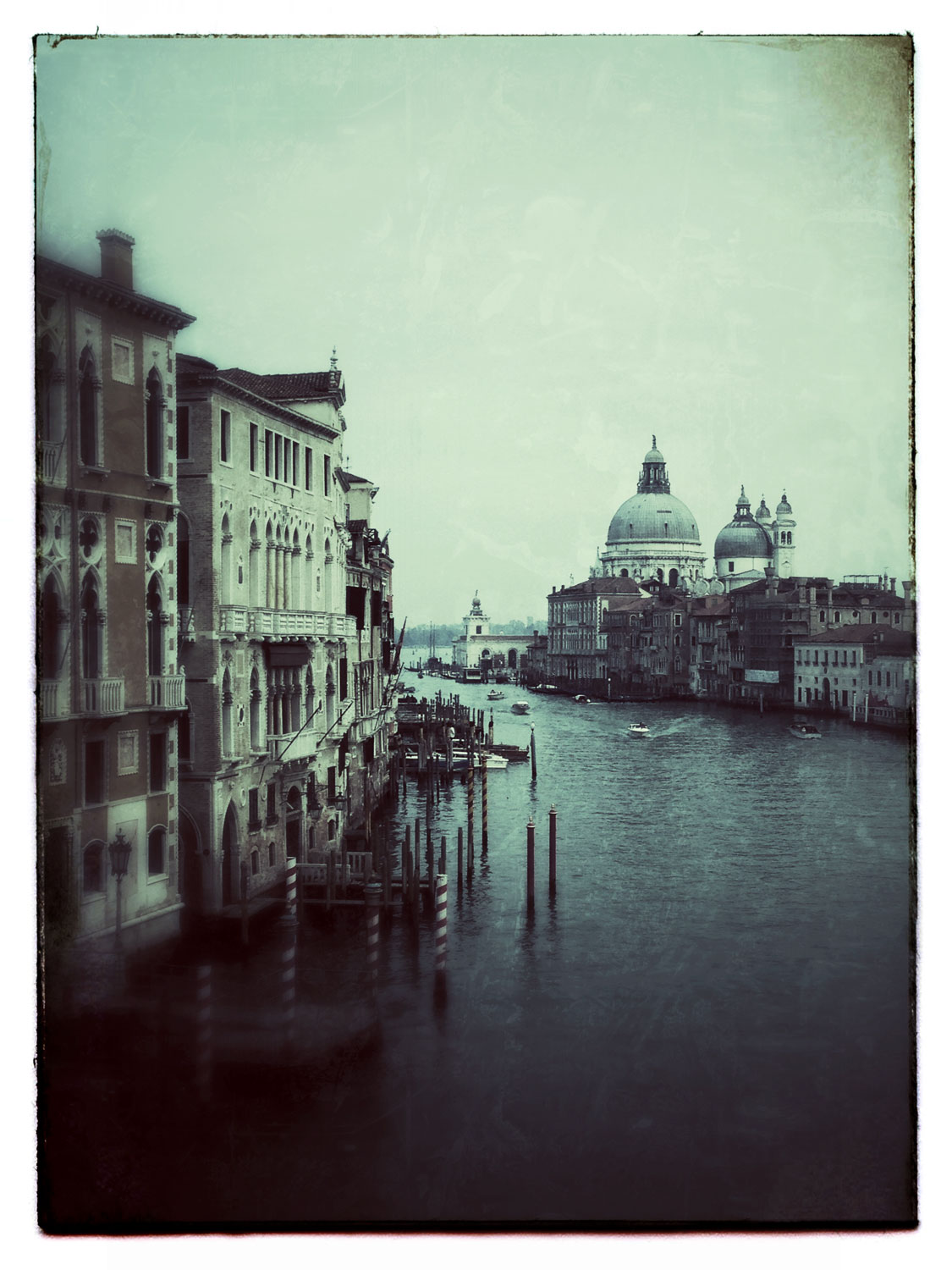 brownbulldog: The Grand Tour-Photographs by Peter Ranyard