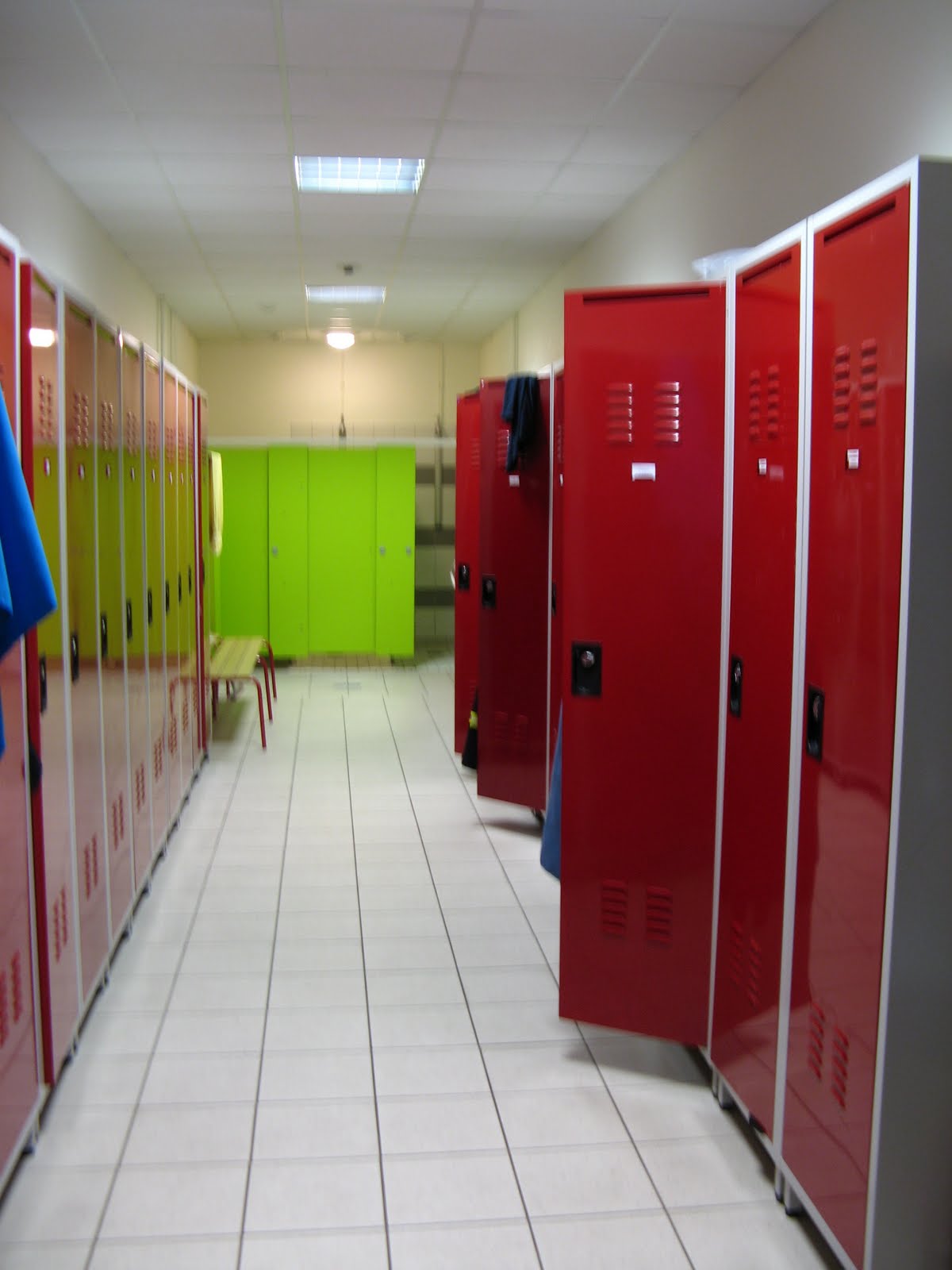 French fire station Pontivy 56: Inside Pontivy fire station : working rooms