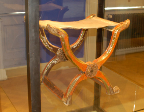 St. Thomas guild - medieval woodworking, furniture and other crafts ...