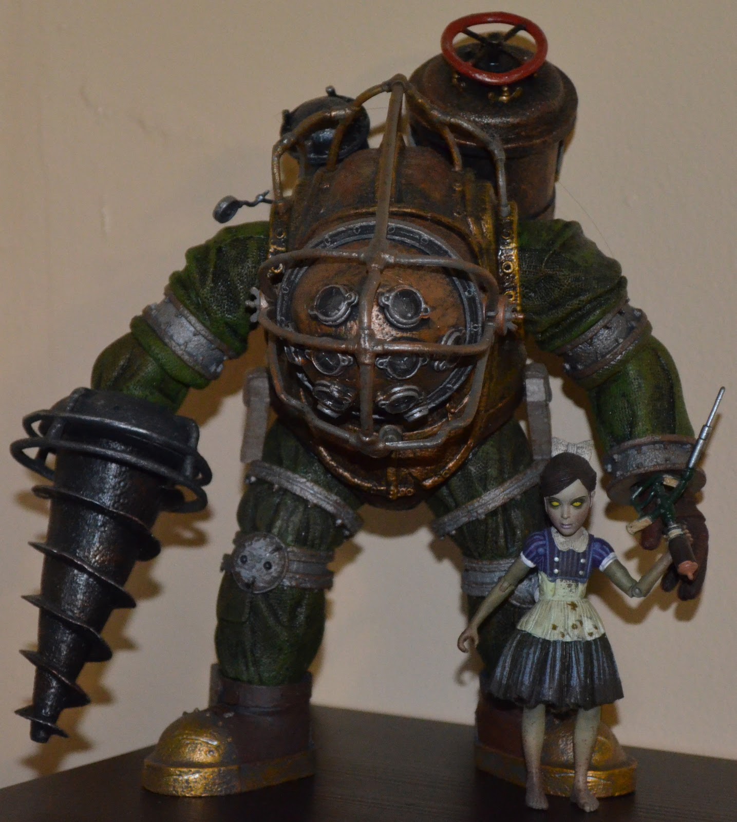 TheEvilEmpire: NECA Bioshock 7" Figures