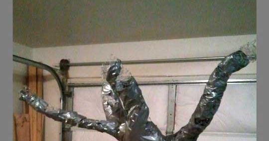 Art e-Journal: Acacia Tree Prop: Armature (Chicken Wire/Duct Tape)