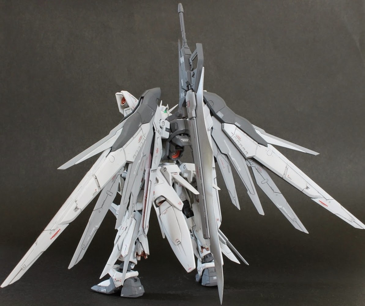 Custom Build: RG 1/144 Destiny Gundam "Reginleif"