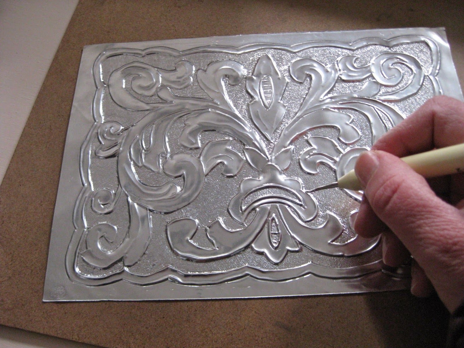 LA TÉCNICA DEL REPUJADO