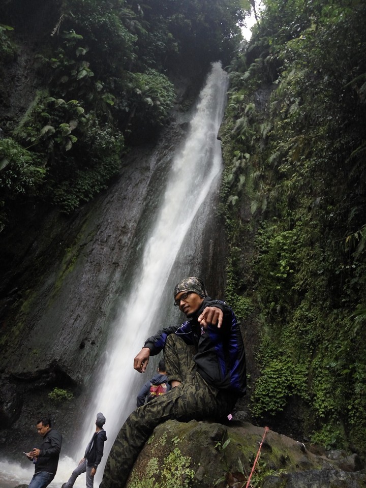 Pesona Curug Cibogo Cianjur | Pesona Indonesia