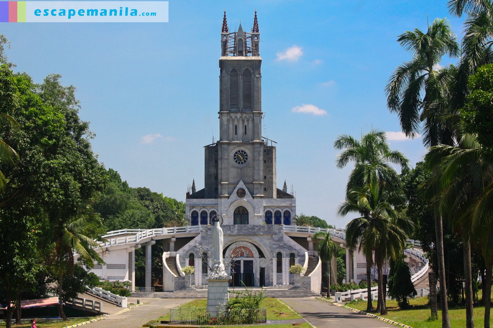 Day 30 of PHL50 : Church Hopping in Bulacan - Escape Manila