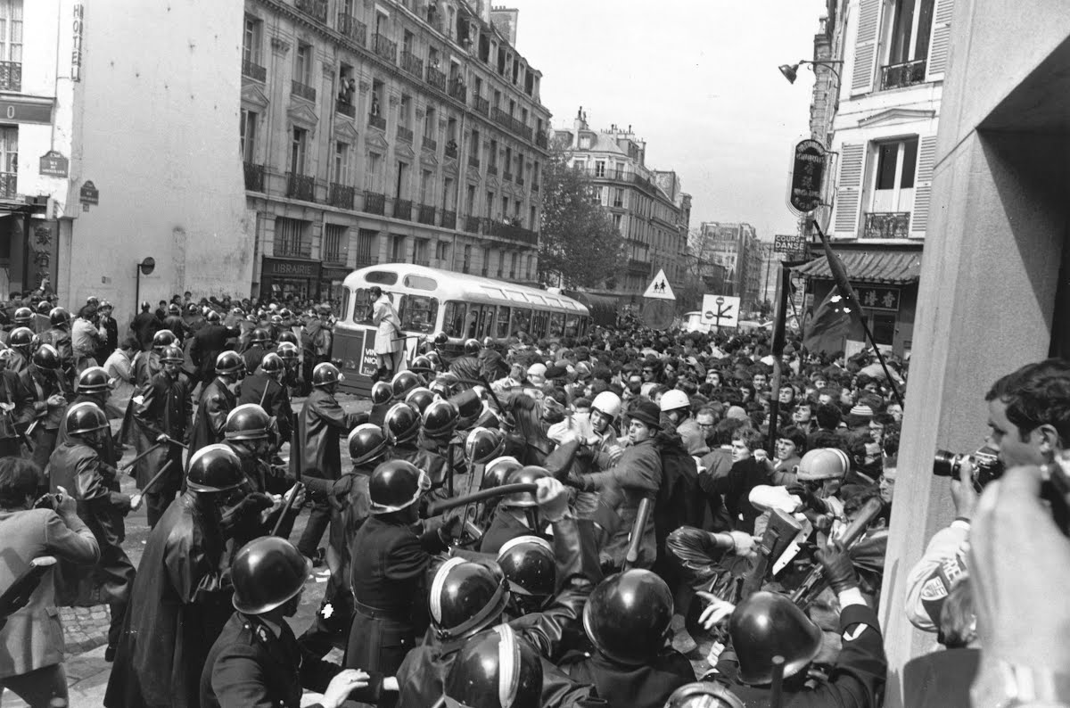 Gsg9 1/87 Unité spéciale: Réflexions de l’action policière en mai 68