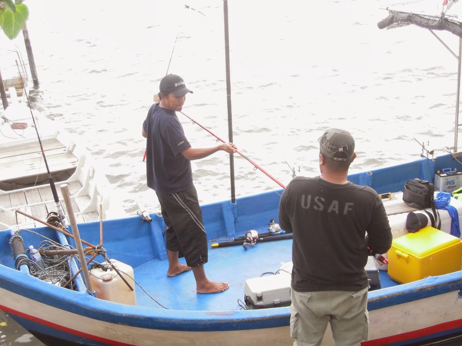 Kelong Batu Undan: Perkhidmatan Bot Pancing