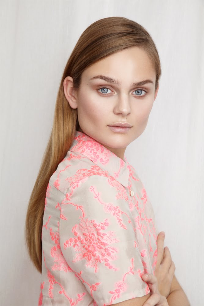 Dimphy Janse model Beauty Images- Skin care, Glowing skin, dewy skin ...