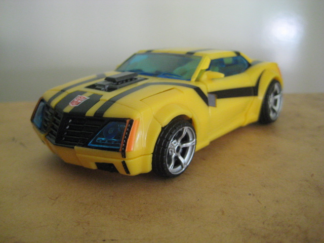 ChCse's blog: Toy Review: Transformers Prime First Edition Bumblebee