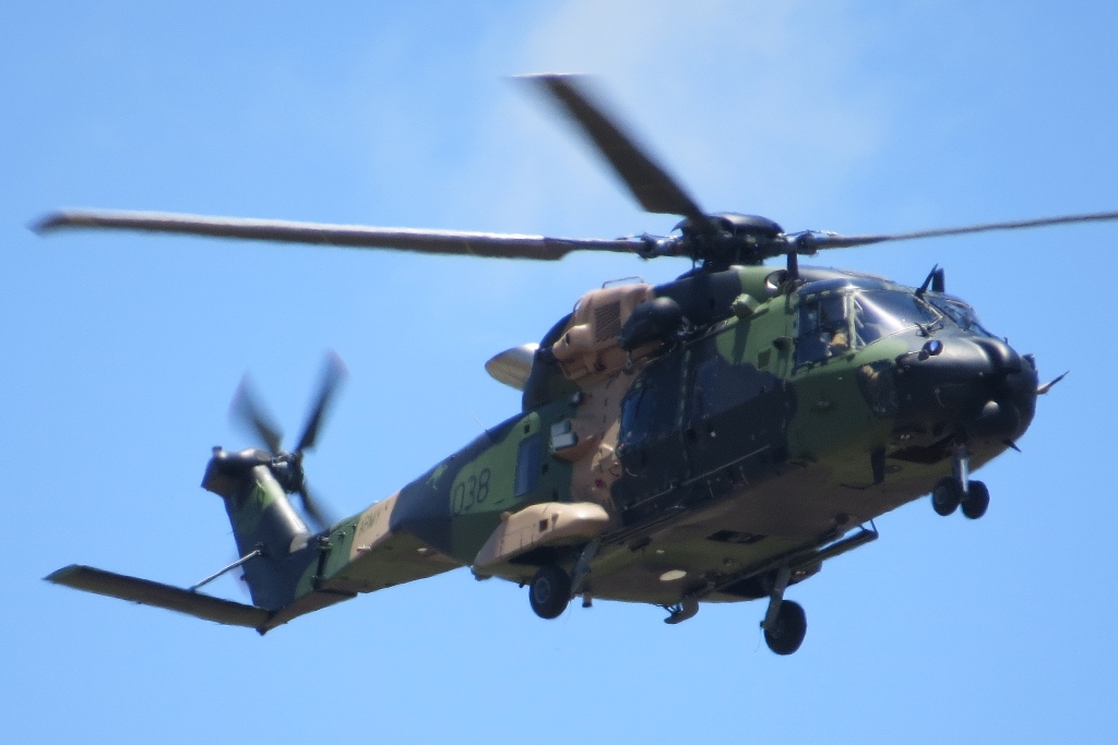 Central Queensland Plane Spotting: Australian Army NH Industries MRH-90 ...