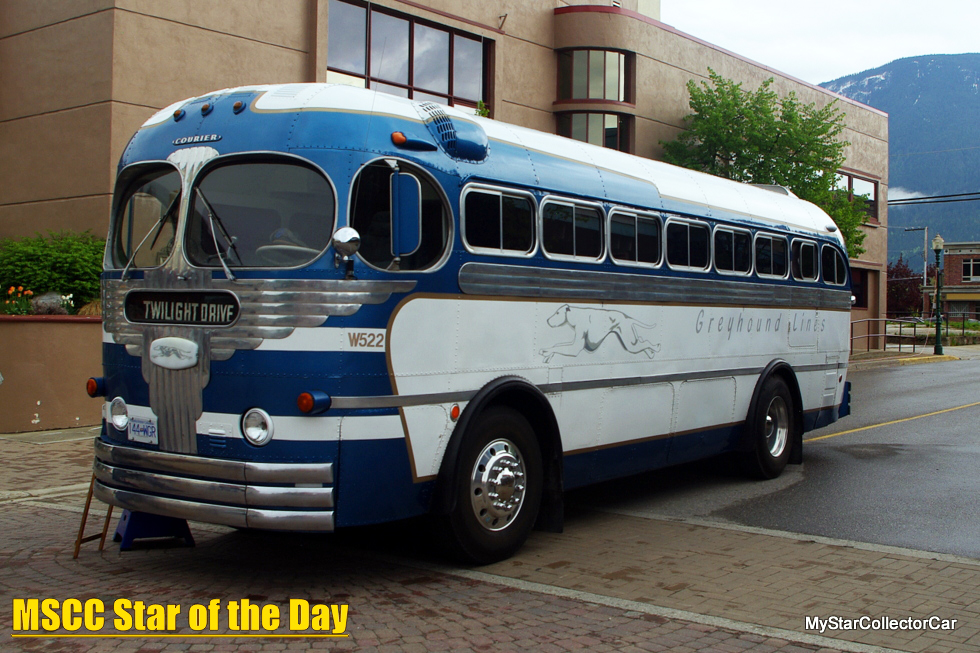 transpress nz: 1946 M.C.I. Courier 100 bus, Canada