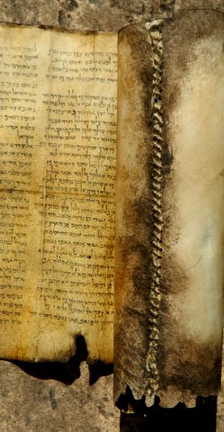 The Eighth Scroll: Great Isaiah Scroll