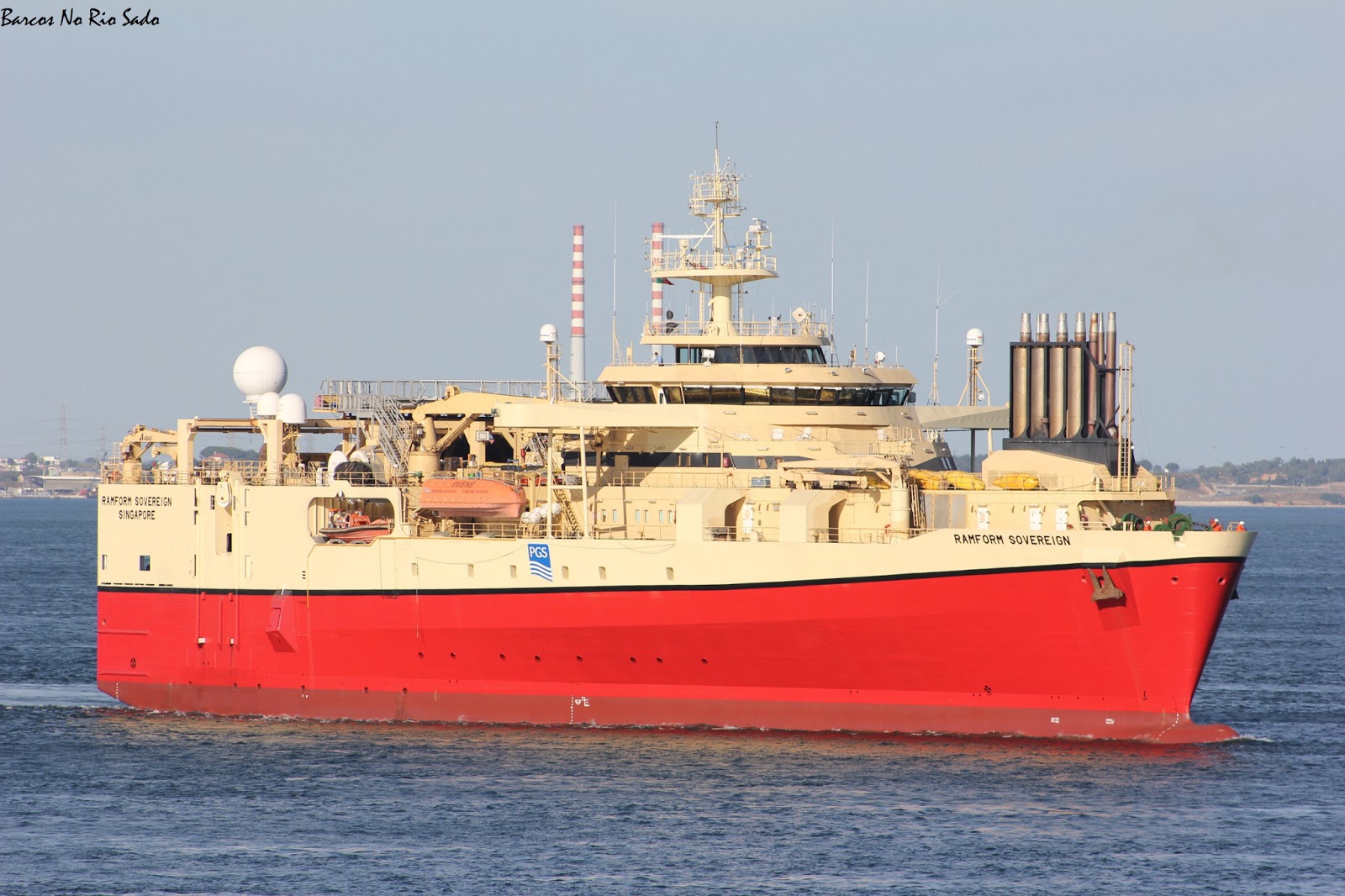 Barcos No Rio Sado: Ramform Sovereign