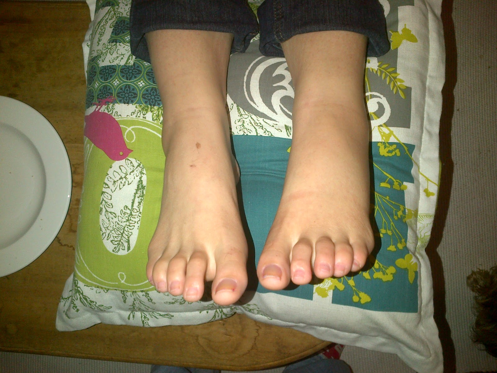 Life... as we live it: Sausage toes!