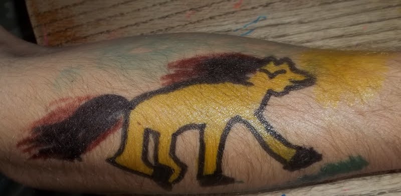 Life on the narrow path ...: Tattoos all around ...