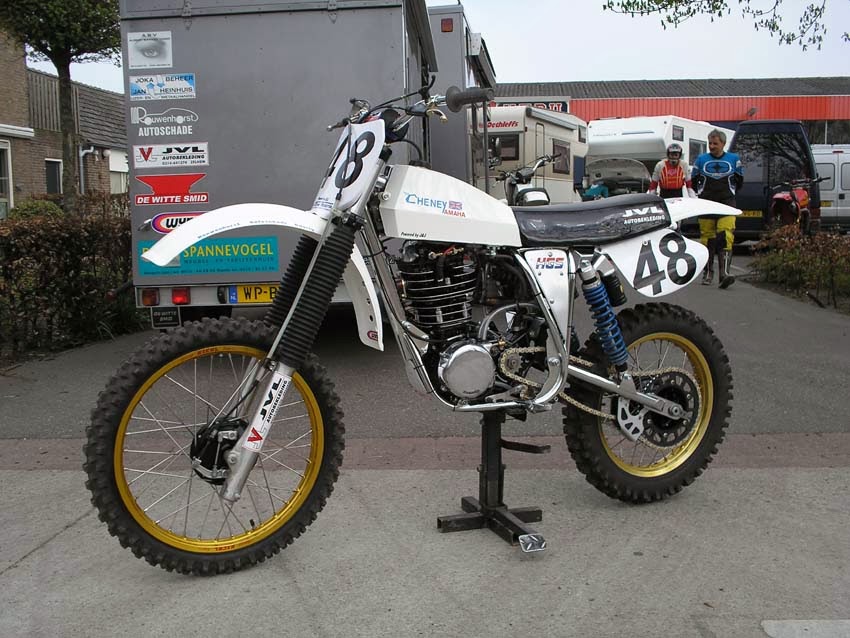 El Corra Motors: Thumper Pilot