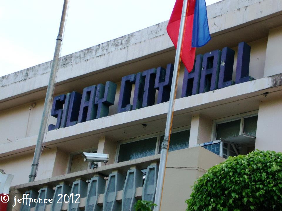 Bisayang Manlalakbay around the Philippines: Hello Silay City Hall in ...