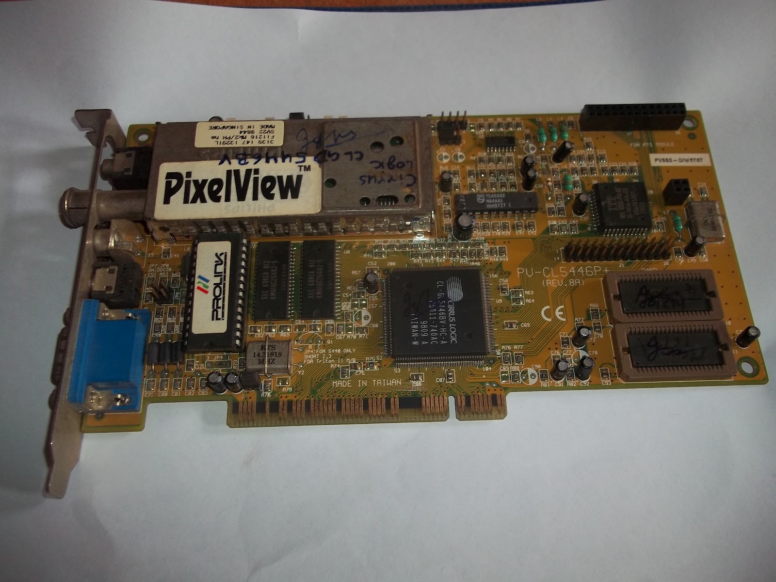 HARDWARE, NETWORKING - TIPS and TRICKS: SOME OLD GRAPHIC CARDS FOR SALE ...