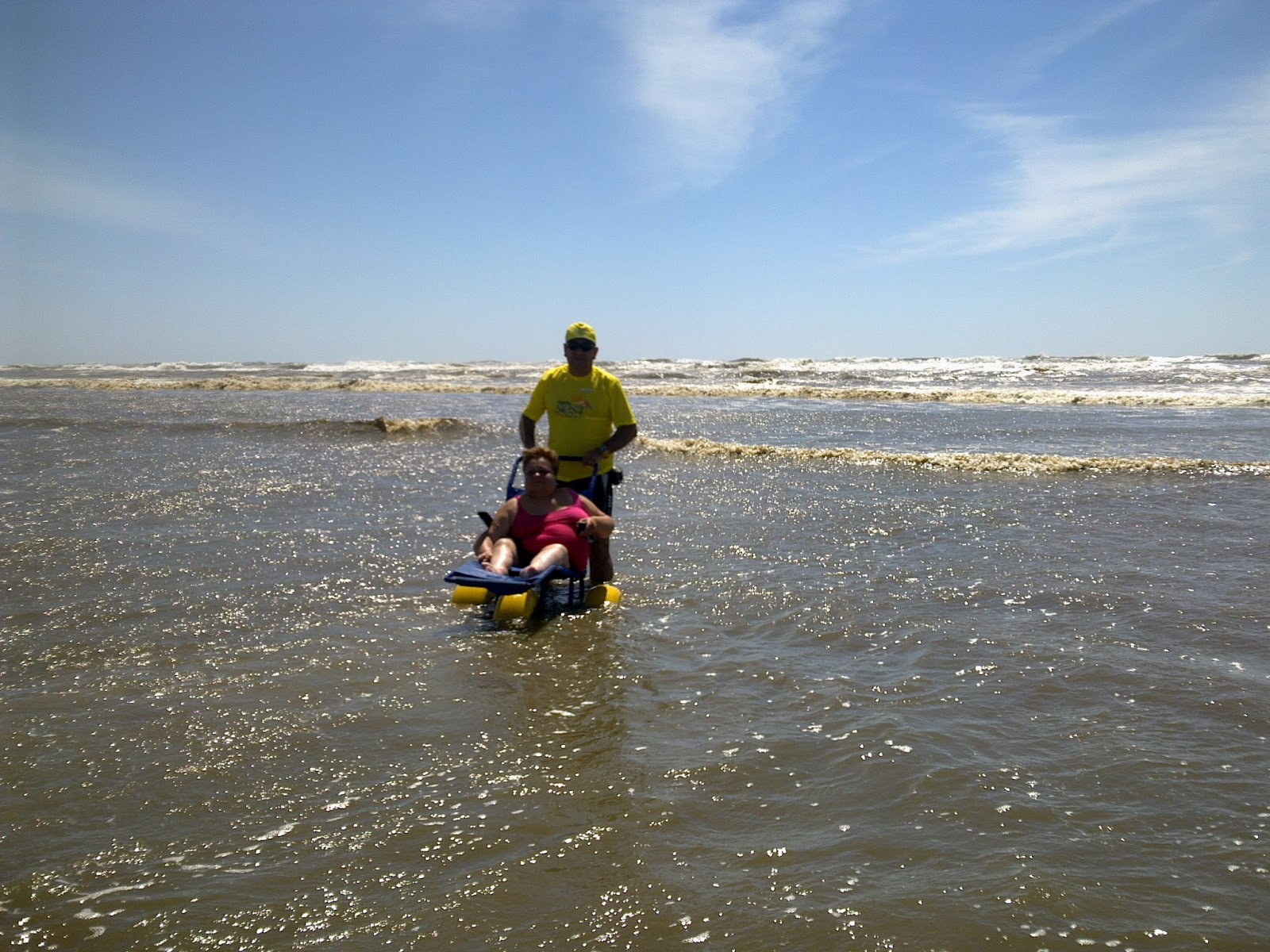 O: PRAIA ACESSÍVEL NO BALNEÁRIO PINHAL