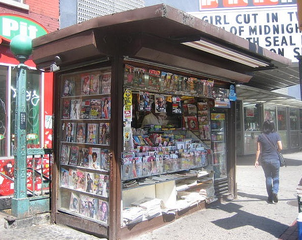 Jeremiah's Vanishing New York: Newsstands