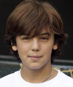 Los Ojos del Espectador: El hermano pequeño de Mario Casas, Oscar Casas ...