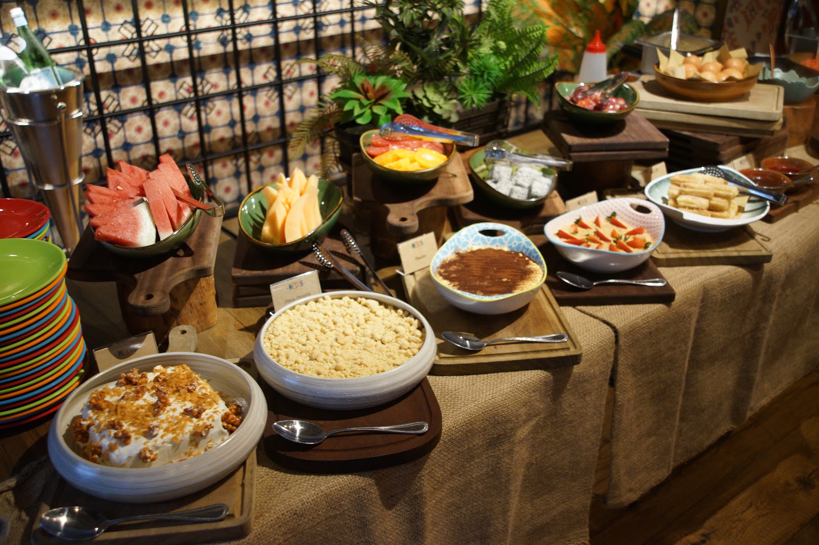 迷你．黑洞: 來點新意的semi-buffet brunch：MEXUS