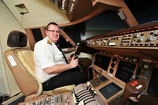 Amazing Homemade Real Aircraft Cockpit | TVOKM